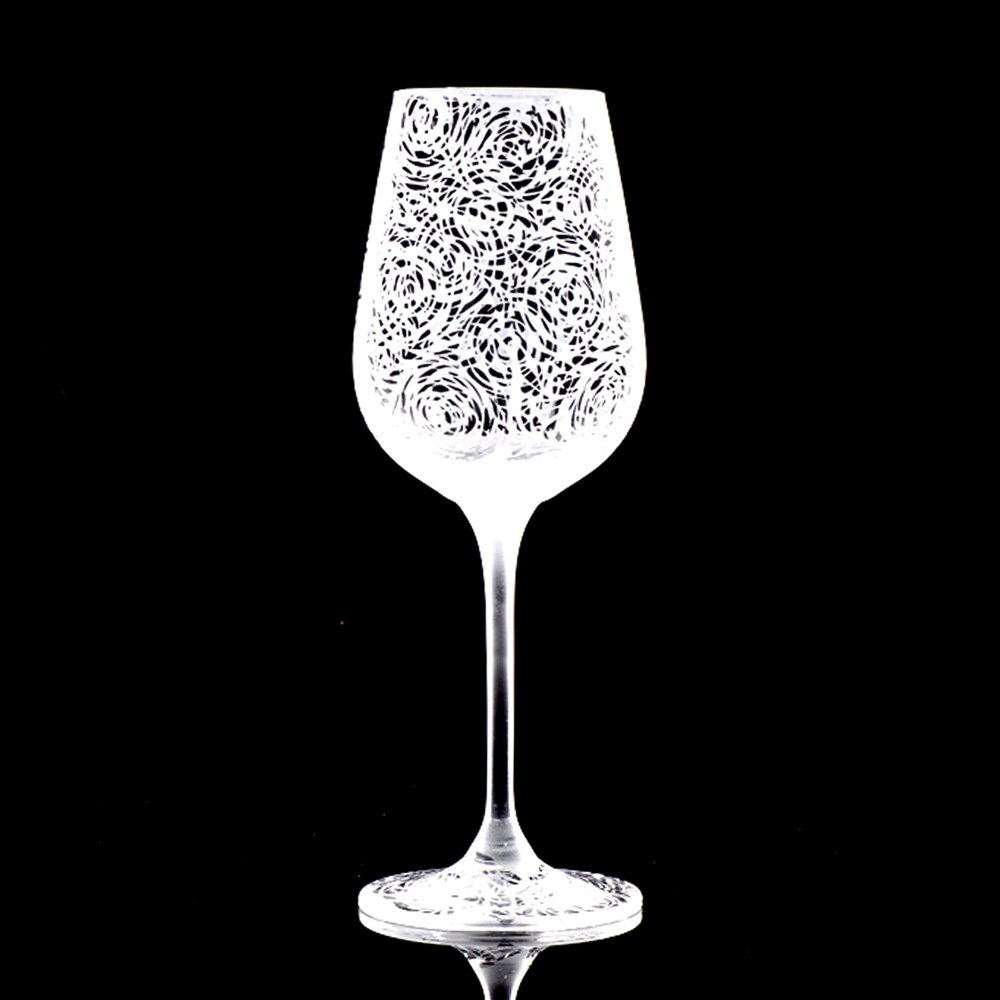 Bestill vinglass Sonata med håndgravert dekor